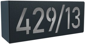 Domovní číslo tabulka lakovaná 7 Velikost: 16 x 39 x 12(ohyb) cm  (XL) - Doporučujeme, Odstín: RAL 9005 - černá, Ohyb: Na levé straně od čísla
