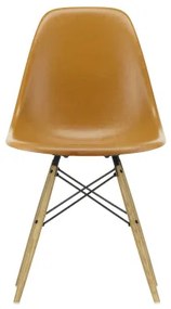 Eames Fiberglass chair DSW medový jasan tmavá okrová Vitra
