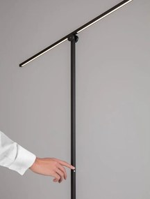Matně černá kovová LED stojací lampa s ohybatelnou konstrukcí/stmívatelná (výška 144 cm) Tenso – Nova Luce