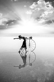 Umělecká fotografie Ballerina dancing with old bicycle on the lake, 101cats, (26.7 x 40 cm)