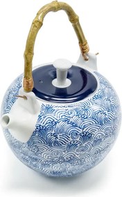 Porcelánová čajová souprava Mizu pro dva, 800 ml – japonský motiv Seigaiha a sítko