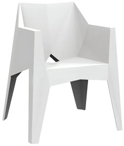 OnaDnes -20% VONDOM Bílá plastová jídelní židle VOXEL s područkami