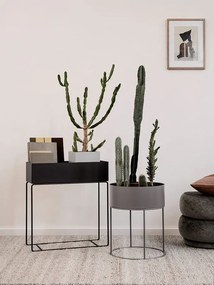 ferm LIVING Stojan na květináč Round Warm Grey, šedá barva, kov
