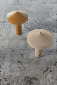 Okrově žlutá kovová stolní lampa (výška 41 cm) Hatto – OYOY Living Design