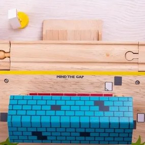 Bigjigs Rail Nádraží nad cestou / od 3 let