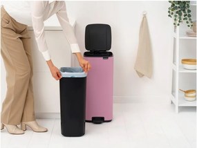 Růžový nášlapný ocelový odpadkový koš 30 l Bo – Brabantia