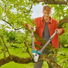 Pákové teleskopické zahradní nůžky Gardena TeleCut Pro L 12041-88