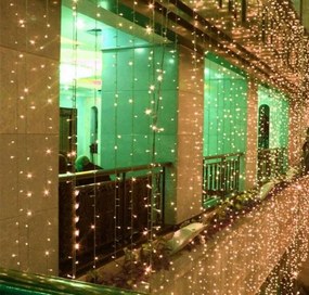 VOLTRONIC® 59572 Vánoční osvětlení - světelný závěs - 3x6 m teple bílá 600 LED