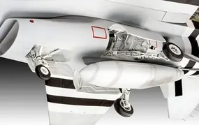 REVELL Plastikový model F-16 Falcon 50th Anniversary / 1:32