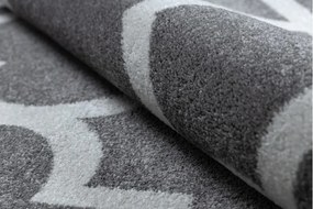 Kusový koberec SKETCH KIERAN šedý  / bílý trellis