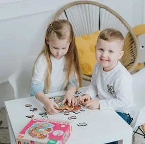 Trefl - Puzzle - Dřevěné obrysové puzzle Treflíci: Šťastná rodina / 50