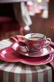 Pip Studio Flower Festival sada 2 cappuccino šálků s podšálky, tmavě růžová (sada cappuccino hrnečků v dárkové krabičce)