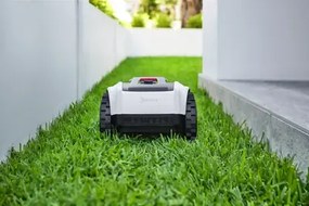 Ecovacs GOAT O800 RTK černá/bílá / Robotická sekačka / RTK navigace /