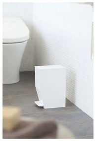 Bílý nášlapný plastový odpadkový koš 3,9 l Tower – YAMAZAKI
