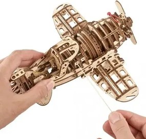 Ugears 3D dřevěné mechanické puzzle Letadlo Mad Hornet / od 14 let / 3