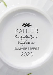 KÄHLER Porcelánový hrnek Hammershøi Summer Berries 330 ml, červená barva, modrá barva, bílá barva, porcelán