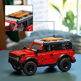 LEGO® Technic 42213 SUV Ford Bronco® / Počet dílků: 943 / od 9 let