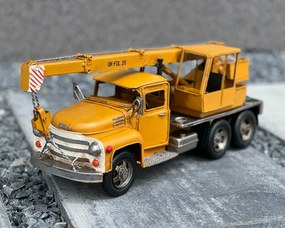 Plechový model - Mobilní jeřáb