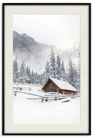 Plakát Zimní ráno - krajina východu slunce nad horami, chatou a lesem