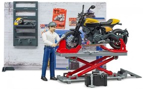 Bruder 62102 Motodílna s figurkou mechanika a motorkou Ducati Scrambler