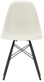 Eames Plastic Chair DSW černě lakovaný javor oblázková černé na tvrdou podlahu Vitra