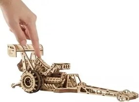 Ugears 3D dřevěné mechanické puzzle Závodní auto (dragster) / od 14 le