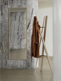 Věšák z dubového dřeva v přírodní barvě 62x176 cm Rakku – Blomus