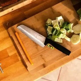 Fiskars Functional Form Santoku nůž 17 cm