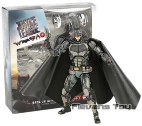 Postavičky Marvel od Medicom MAFEX Varianta: Batman 3 maskáč