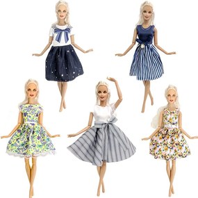 Sada 5 kusů šatů s širokou sukní pro panenky Barbie