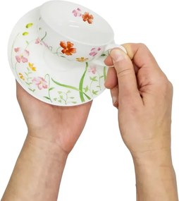 Porcelánový šálek s podšálkem Lotta, 180 ml – akvarelové květy uvnitř i na povrchu