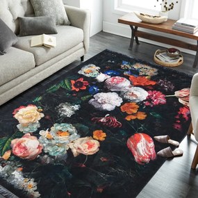 Protišmykový koberec s očarujúcim kvetinovým motívom