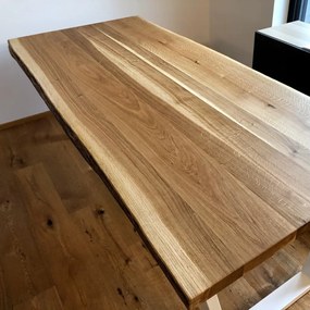 KULHÁNEK Designový stůl s rustikální hranou a zkosenou podnoží Velikost desky: 190x80 cm, Odstín podnože: bílá - RAL 9010