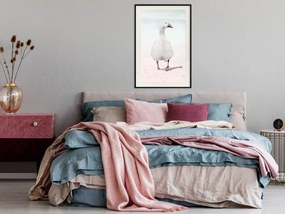 Plakát Zimní kachna - bílá kachna chodící po písku ve zimních barvách