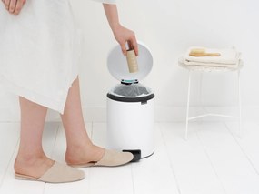 Brabantia Pedálový koš NewIcon 5L bílá