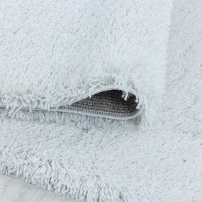 Ayyildiz, Kusový koberec Fluffy Shaggy 3500 white kruh, 80x80 (průměr) kruh, bílá, ložnice