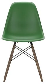 Eames Plastic Chair DSW tmavě lakovaný javor zelená černé na tvrdou podlahu Vitra