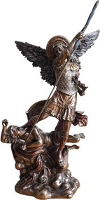 Archanděl Michael vs. Lucifer – soška svatého Michaela, symbol vítězství dobra, Veronese WU73529A4