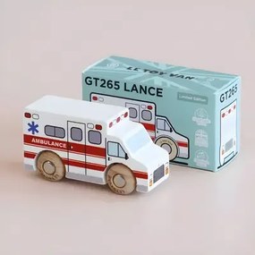 LE TOY VAN Dřevěná sanitka Lance / od 2 let