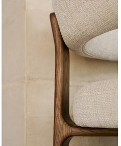 Hnědé/béžové jídelní křeslo s područkami z jasanového dřeva Granite – Kave Home