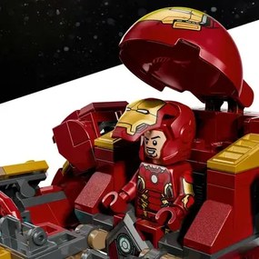 LEGO® Marvel 76343 Epický souboj: Hulkbuster vs. Hulk / Počet dílků: 4
