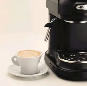 Ariete 1318 Moderna Espresso černá / Pákový kávovar / 1080 W / 0.7 l /