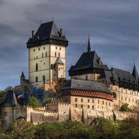 Třídílná vliesová fototapeta Karlštejn, rozměr 225x250cm, MS-3-0032