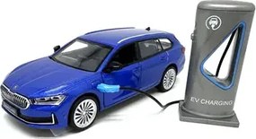 MSZ Model auta Škoda Superb Combi / 1:35 / Světlo a zvuk