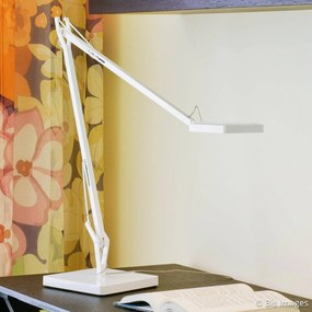 FLOS Kelvin LED stolní lampa v bílé barvě