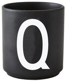 Design Letters Hrnek s písmenem Q, black