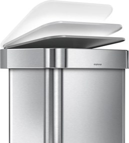Nášlapný ocelový odpadkový koš ve stříbrné barvě 45 l – simplehuman