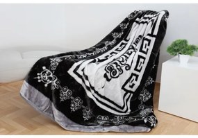 Černobílá teplá deka s ornamenty