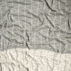 SCANquilt pletený pléd DESIGN geo smetanovošedá střední 130 x 200 cm