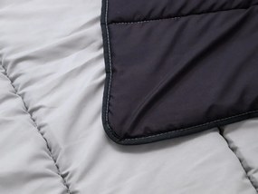 Celoroční prošívaná přikrývka 140x200 cm z dutého vlákna, černá